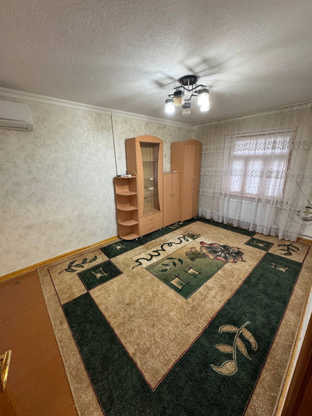 Дещево продается 2ком кв в кирпичном доме