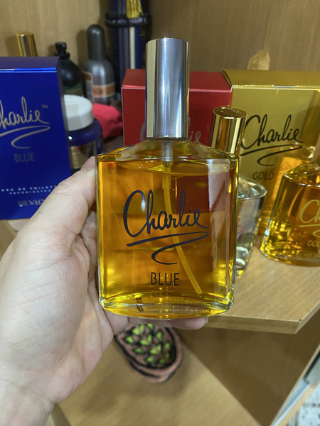 Винтаж, духи,парфюм,REVLON Charlie blue, red, gold!
