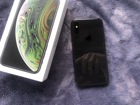 Iphone xs 64 gb