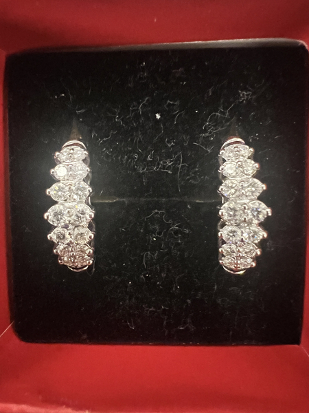 Серьги с бриллиантами 750 пробы