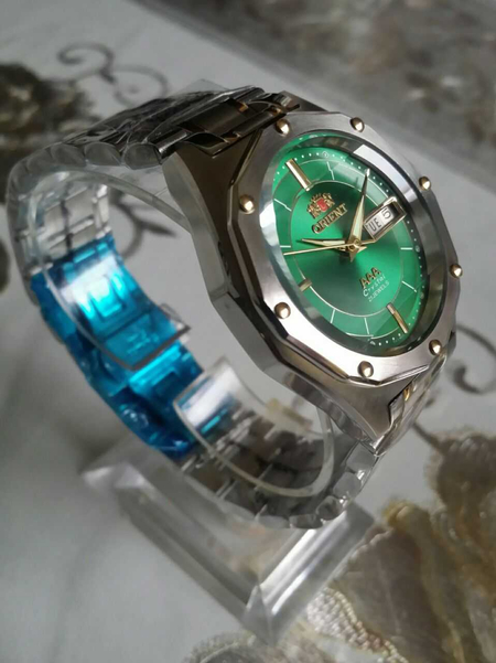 Продам часы Orient-crystal