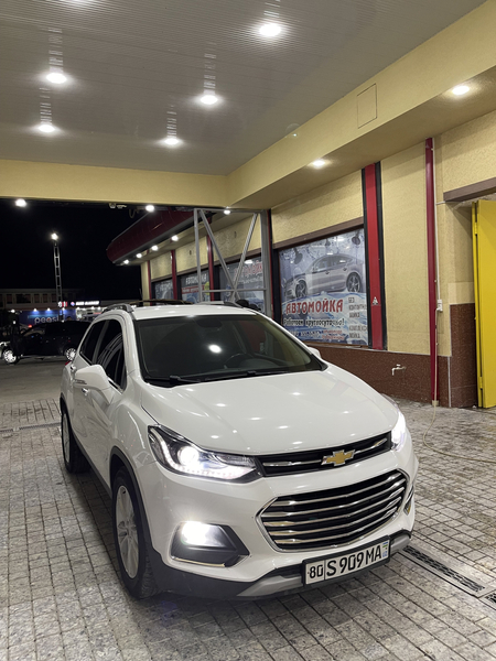 Chevrolet Tracker Premier 3 позитсия