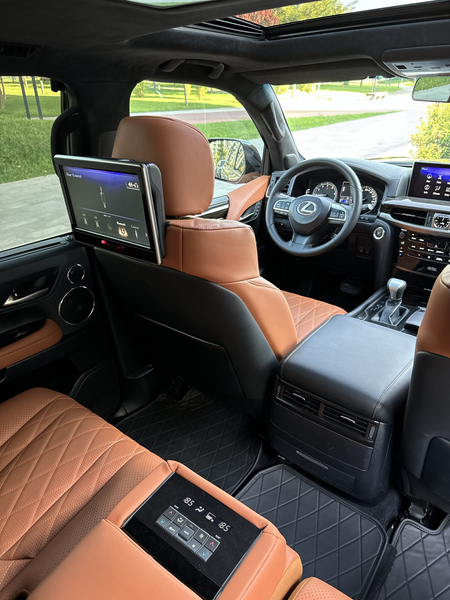 2016 Lexus LX570 
