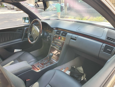 Продам мерседес w210 состояние отличное