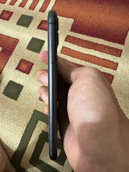 IPHONE 11 64 GБ (ideal holatda / в идеальном состоянии)