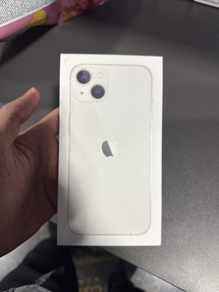 Iphone 13 новый коробка дакумент имеется