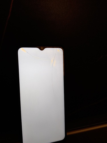 TCL telfoni sotiladi