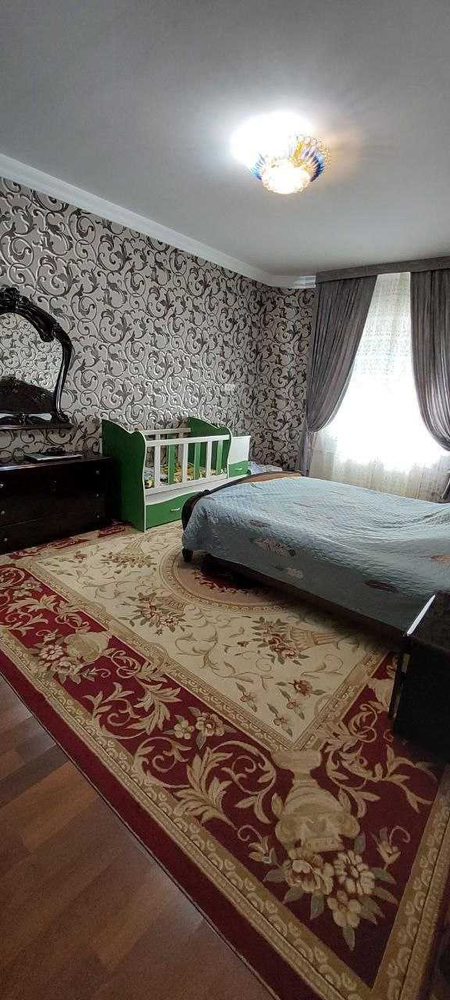 Продаётся СРОЧНА Юнус Абад 9-й квартал  4-комнатная 2/4, 125 м²!!!