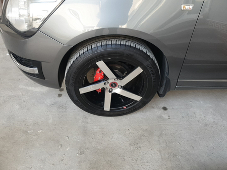 Vossen diska 215 55 r17