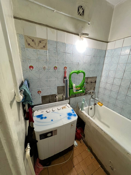 Novza metro yonida 2*3 xonali xamma sharoitlar bor bollaga 400$