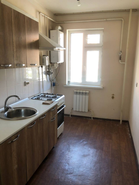 Срочно продаётся квартира янгихаёт 3а худуд рядом метро сергели 3- бек