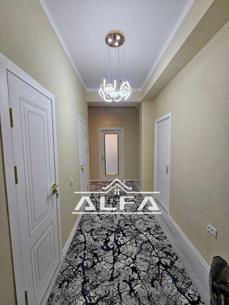 3 xonali 90m² 6-qavat sotiladi.