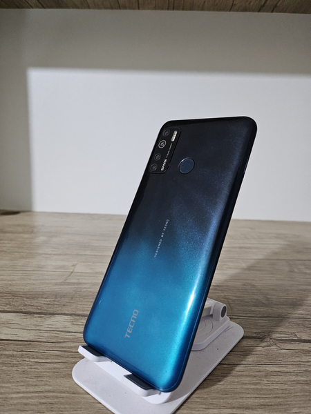Tecno Spark 5Air sotiladi