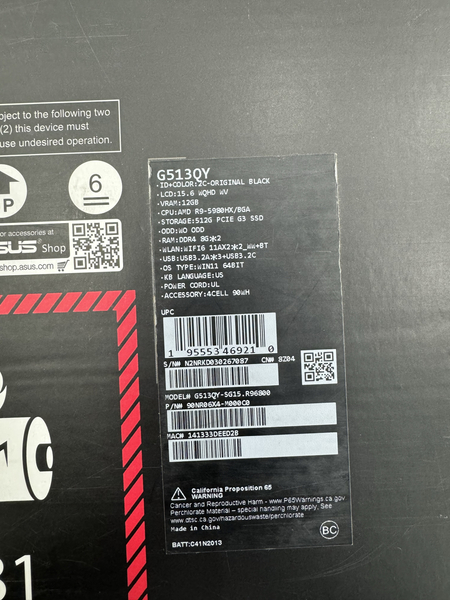 Asus ROG Strix G15 G513QY  Ryzen 9 5900HX  RX 6800M - 12 GB