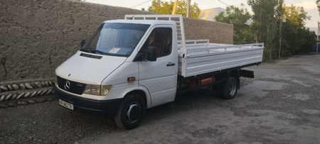 Mercedes-benz sprinter 1999 нархи(цена): 13 000$ келишамиз(есть торг)