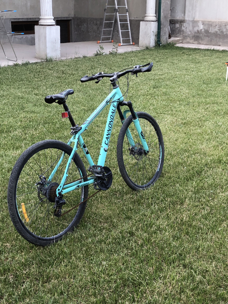 Sport velosiped cannondale