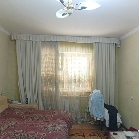 срочно продам 2х комнатную кирпич 1 этаж Тузель Крестик (м999)