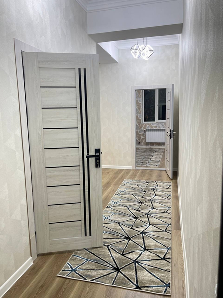 1 xonali 5 etaj 47 kv narxi 28500$