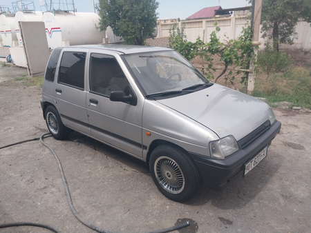 Daewoo Tico sotiladi.