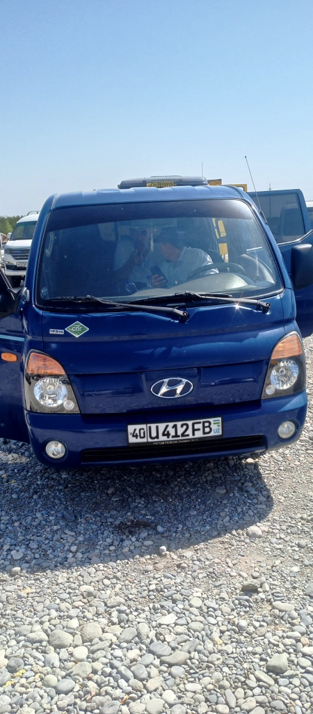 Dubl kabinali Hyundai porter sotiladi