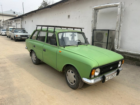 Москвич Иж - 2125 