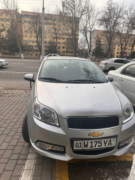 Продается нексия 3