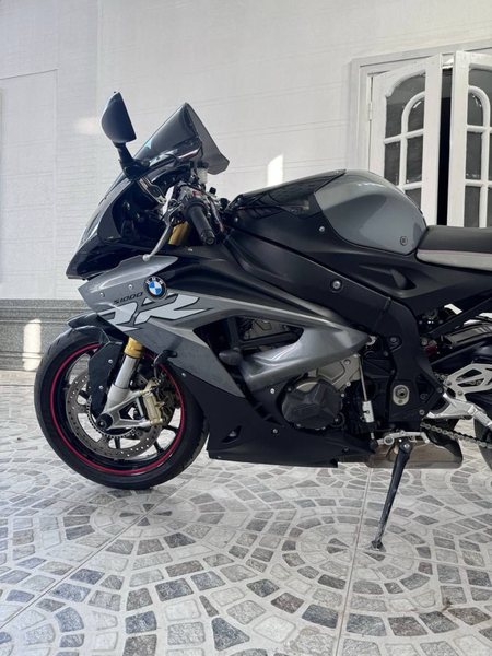 Bmw s1000rr sotiladi!