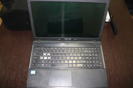 ASUS x55c-si30301n
