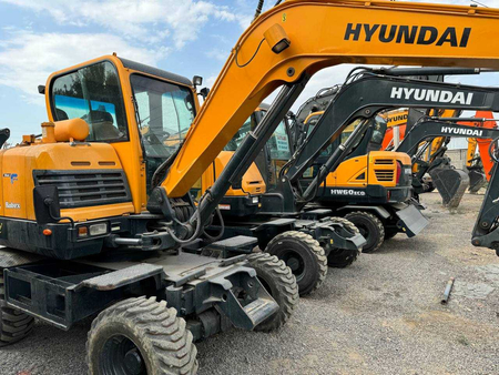 Экскаватор  HYUNDAI R55Wi