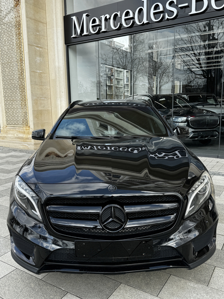Mercedes Benz GLA 200