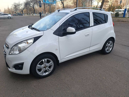 SPARK 2012 Sotiladi holati a'lo Продаётся Спарк