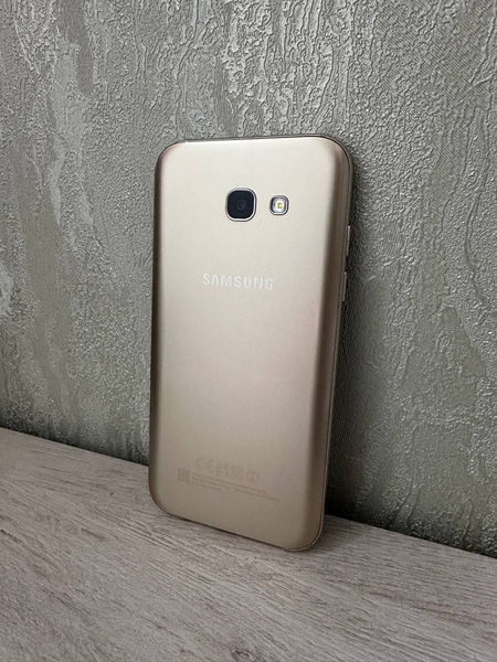 Продаётся Samsung A5 (2017) A520F