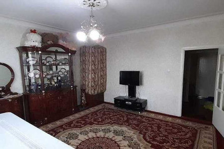 谷 122063 谷 Algaritm 31 kvartalda kvartira sotiladi 3/7/9 72 м²