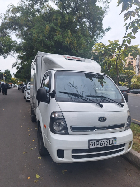 Kia bongo holati ideal marazilka ref
