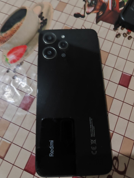 Redmi 12 sotiladi