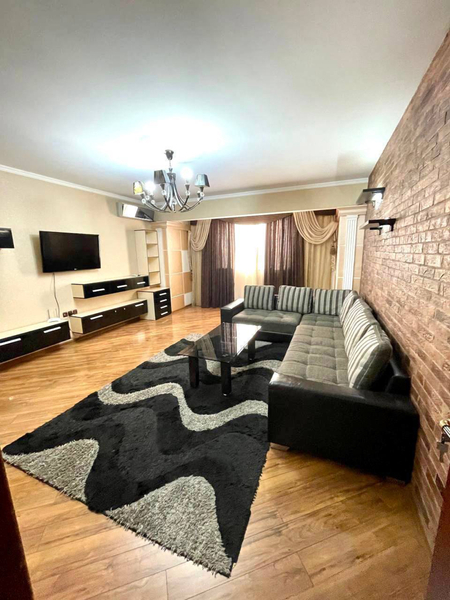 Продается квартира Срочно ор-р Моштабиб 3в2/2/9