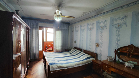 Срочно  М.ГОРЬКИЙ 4-х КОМНАТНАЯ 124кв.м. (ARG)