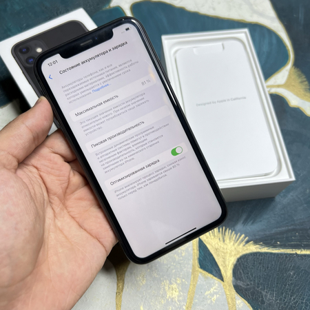 iphone 11 black 64gb Full momplekt America ideal !