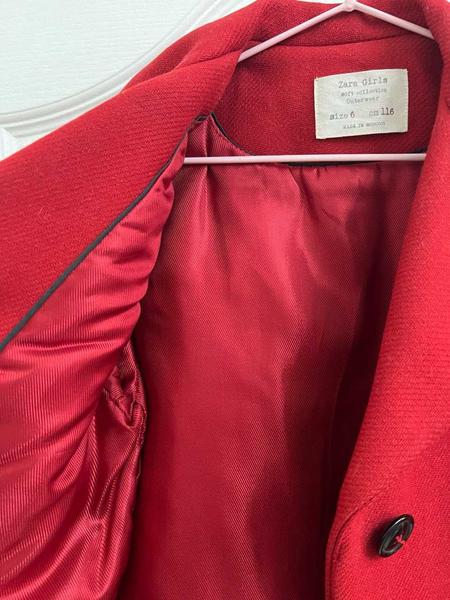 Детское пальто ZARA , размер 5/6 лет