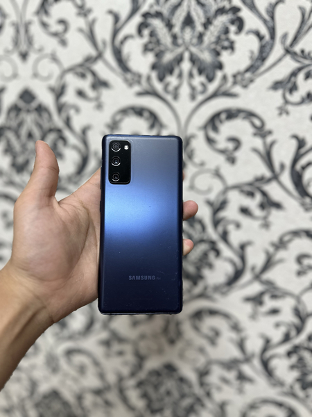 Samsung S20 Fe ideal sotiladi