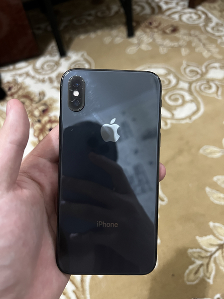 iPhone X 64gb/100