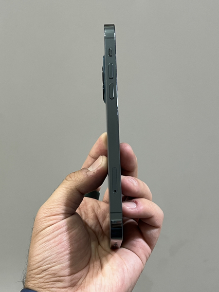 Iphone 12 pro Ideall!