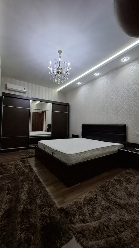 Срочно продам квартиру в центре!