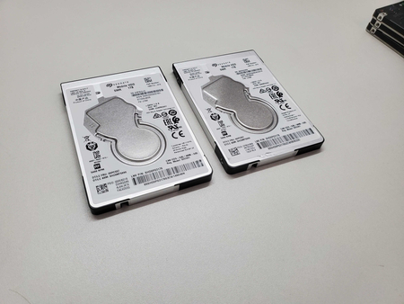 Продам 1TB (1000GB) Seagate Жёсткие диски 2.5 SATA HDD для НОУТБУКОВ.