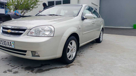 Продается Ласетти 1.8- 2009г