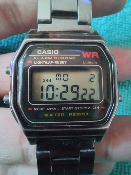 CASIO наручные часы продается