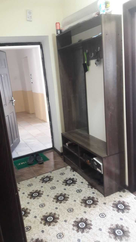 Jizzaxda kōp qavatli uyning xonadoni sotiladi