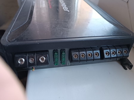 Усилитель Pioneer GM_D9604