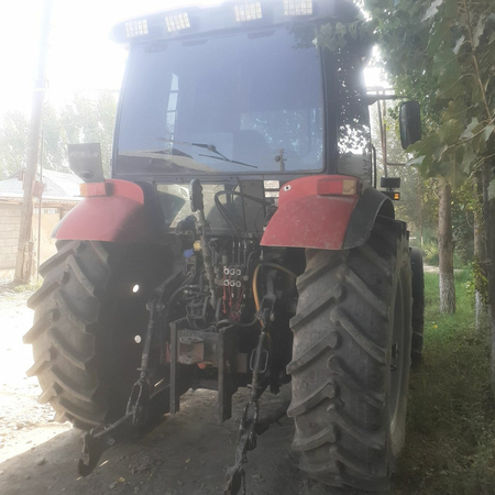 Traktor Belarus 1523