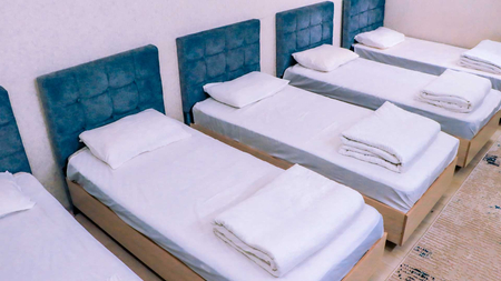 (HOTEL) Toshkentda mehmonxona. 1,2,3,4,5,6 kishilik xonalar mavjud.